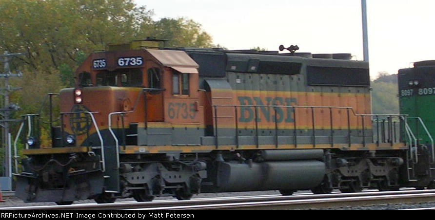 BNSF 6735
